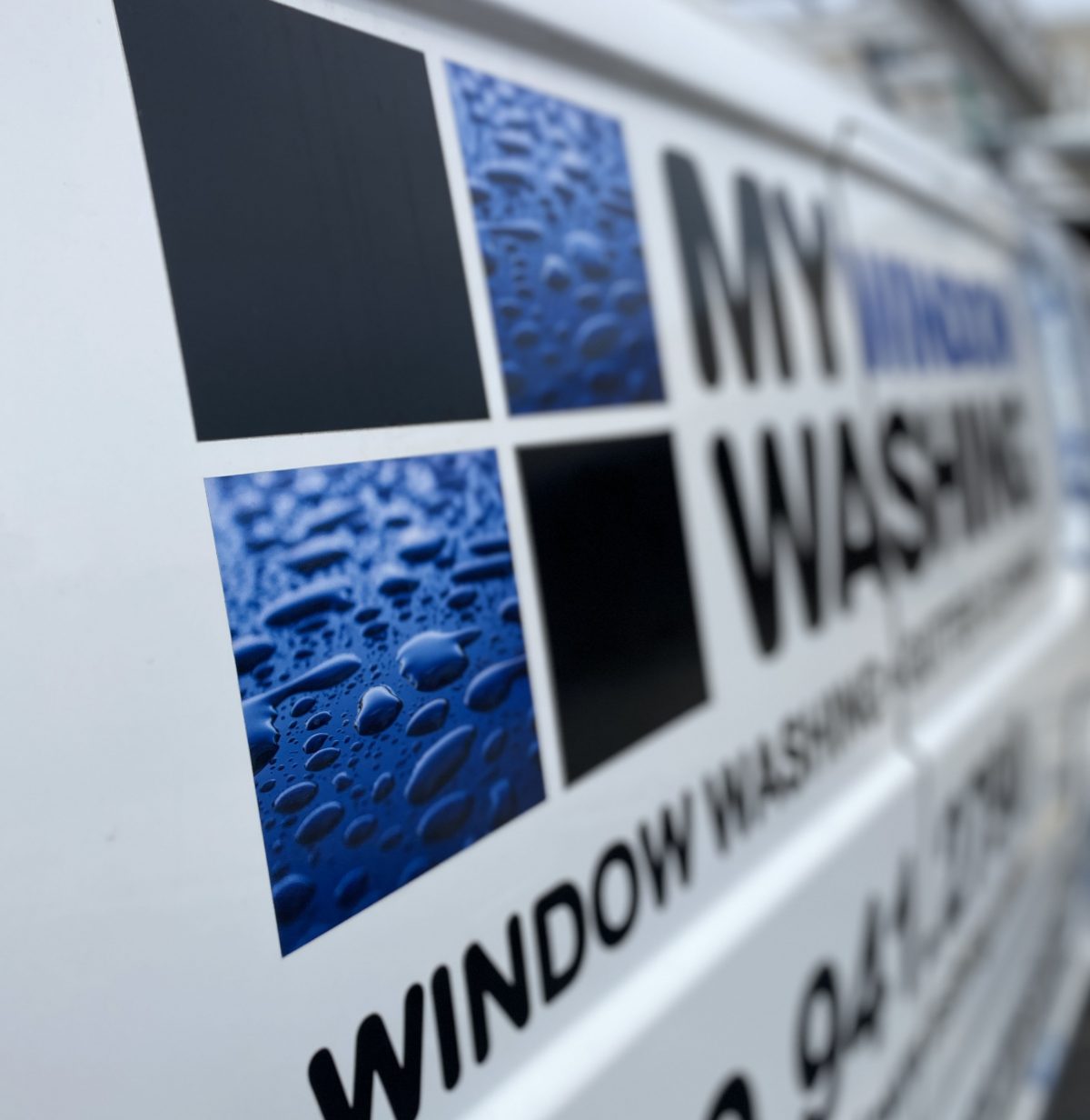 How to Combat the Grime of Winter: Window Cleaning In Chicago